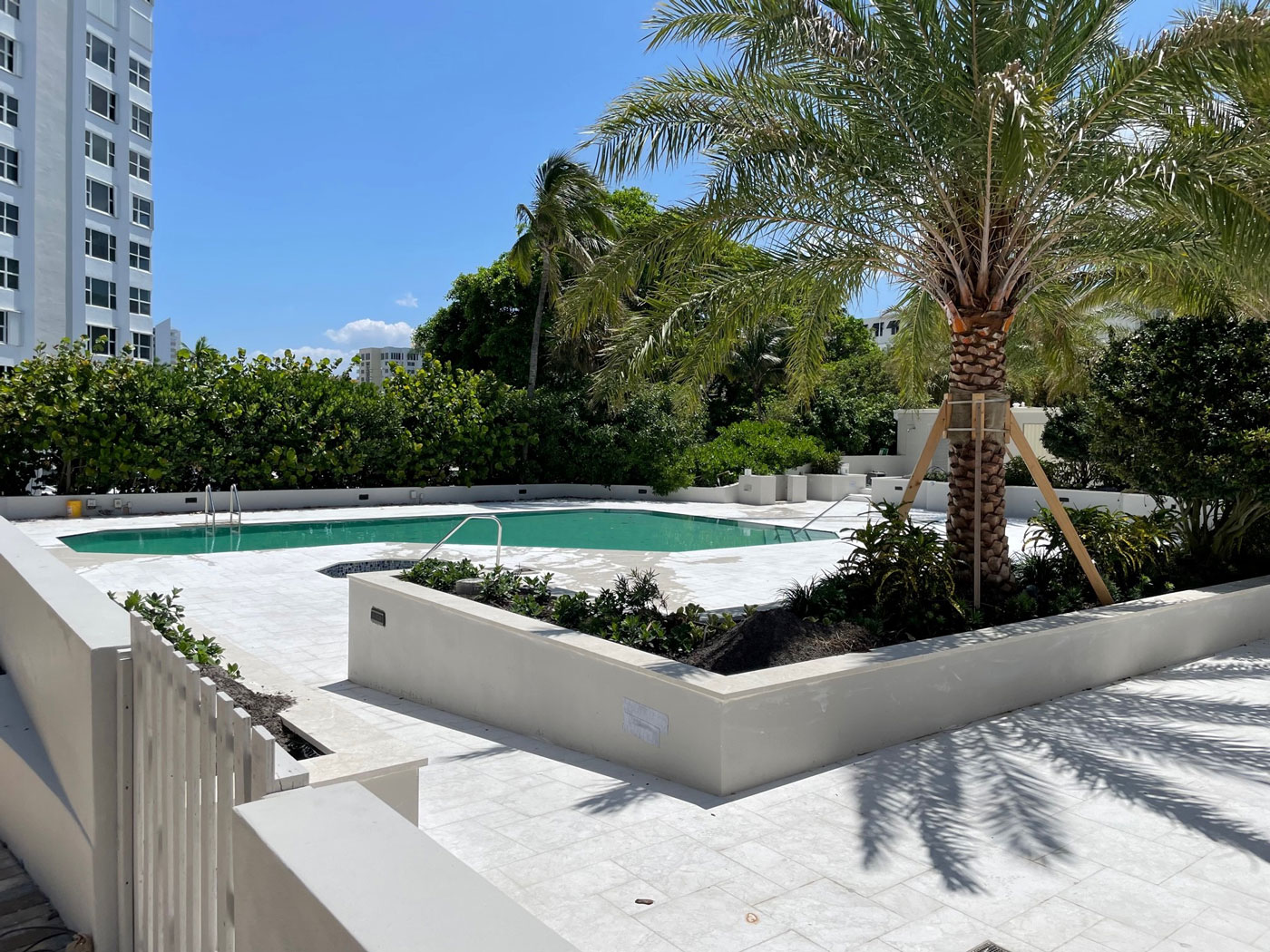 Crema-Bella-Xtreme-Grip - StoneHardscapes, LLC